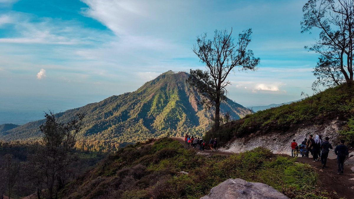 TRAVELZEED X INDONESIA พิชิตยอดภูเขาไฟ โบรโม่ ลมหายใจของเทพเจ้า EP. 2